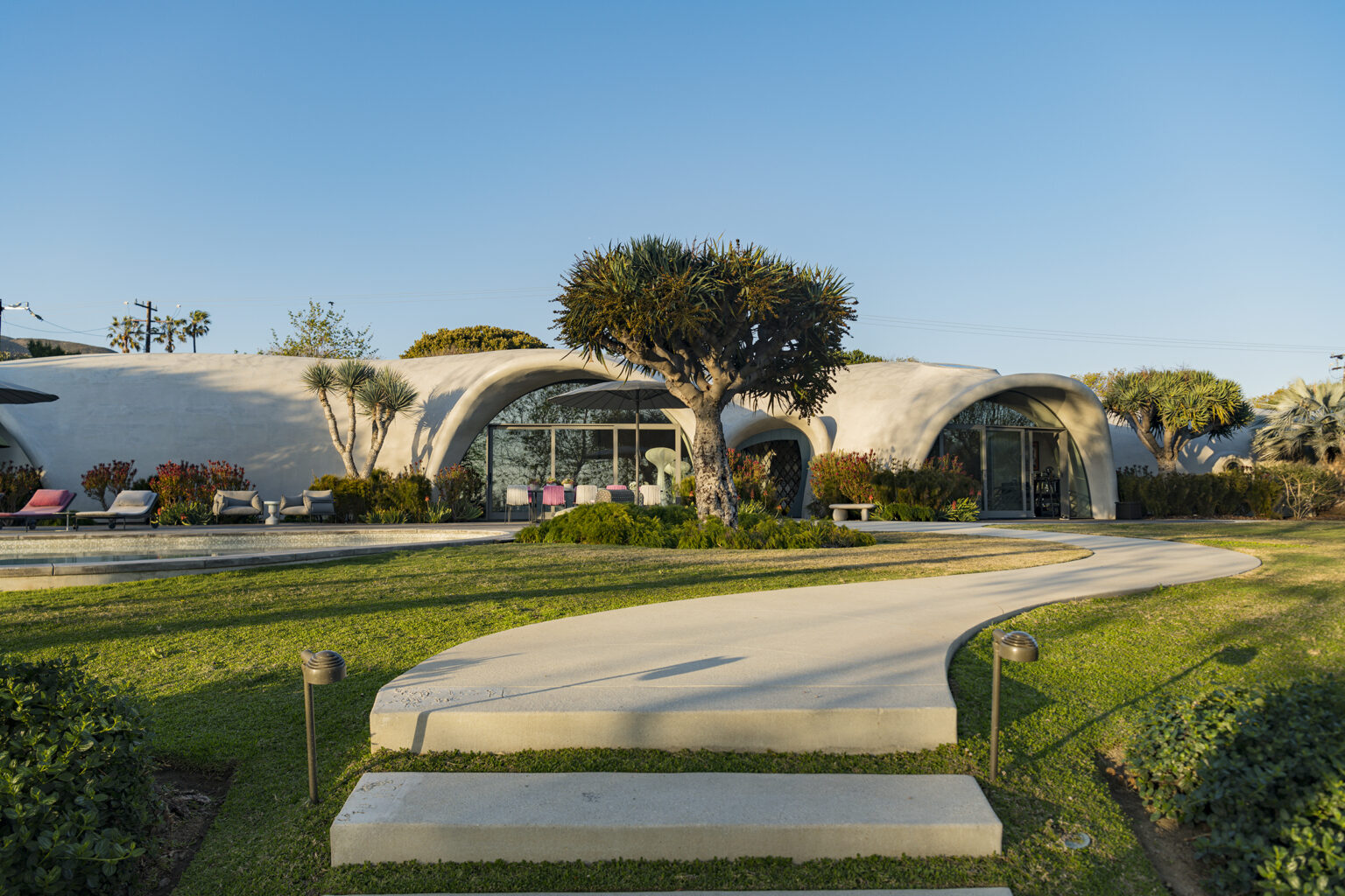 a smarter way of building | Binishells